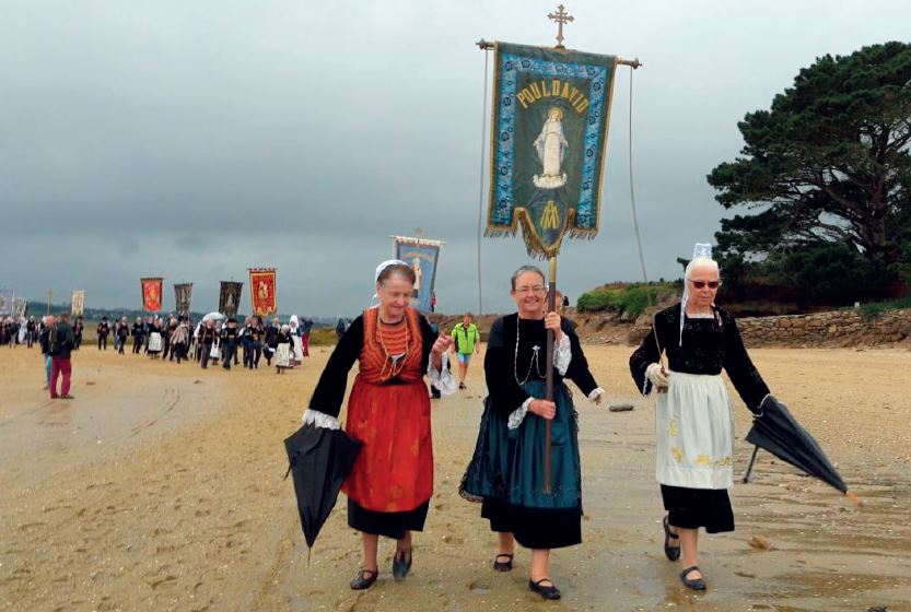 LA BRETAGNE MARITIME: le sentier des douaniers | Cercle Royal Marie ...
